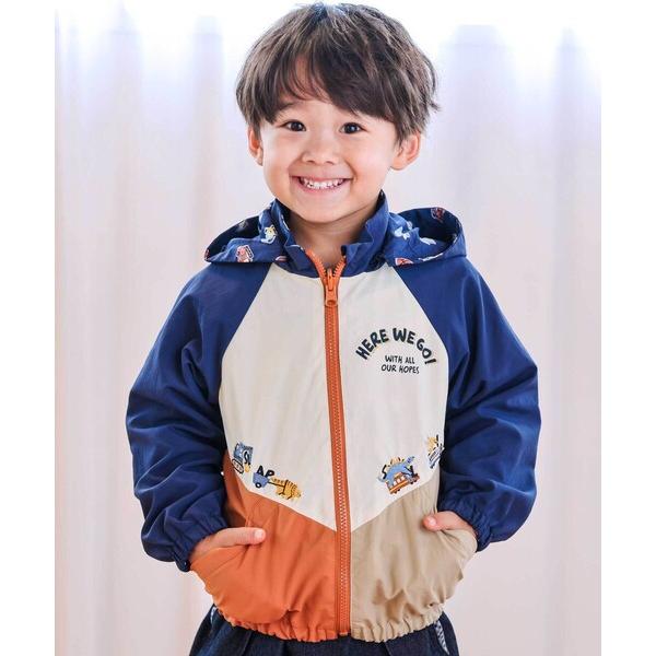 ZOZO問い合わせ番号:110711750ショップ:BEBE ONLINE STORE，ベベ オンラインストアブランド:SLAP SLIP，スラップスリップ商品名:乗り物刺しゅう総柄リバーシブルジャケット(80~130cm)カテゴリ:ジャケ...