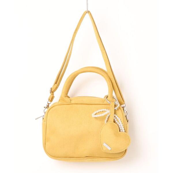 ZOZO問い合わせ番号:110717698ショップ:BEBE ONLINE STORE，ベベ オンラインストアブランド:BeBe，ベベ商品名:スウェードハート＆パールチャームミニボストンバッグカテゴリ:バッグ>ショルダーバッグブランド...