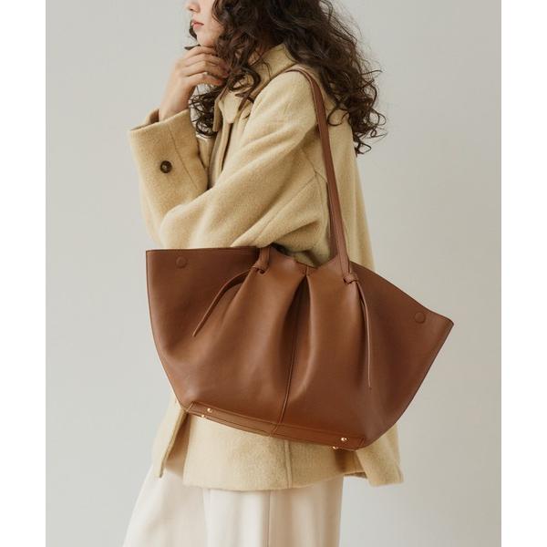ZOZO問い合わせ番号:110761517ショップ:OLUN，オルンブランド:OLUN，オルン商品名:Tuck Detail One-Handle Tote Bag/ワンハンドルタックデザイントートバッグカテゴリ:バッグ>トートバッグ...