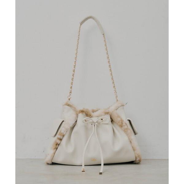 ZOZO問い合わせ番号:110952896ショップ:Chico，チコブランド:Chico，チコ商品名:ファーコンビチェーンショルダーバッグカテゴリ:バッグ>ショルダーバッグブランド品番:CHZ1062212A0001素材:【ベージュそ...