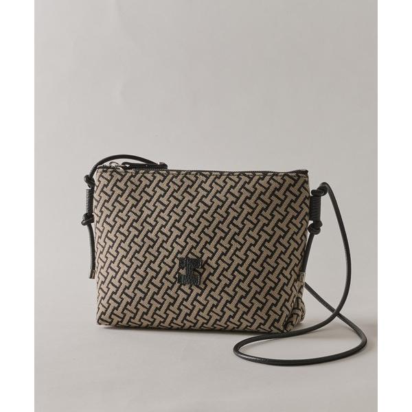 ZOZO問い合わせ番号:111353745ショップ:IACUCCI，イアクッチブランド:IACUCCI，イアクッチ商品名:モノグランマ ポーチSD JACQUARD/CERVOカテゴリ:バッグ>ショルダーバッグブランド品番:IAC10...
