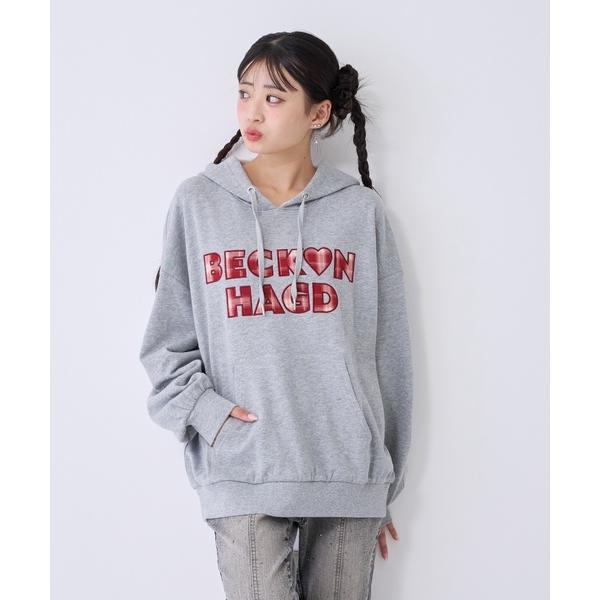 ZOZO問い合わせ番号:111719996ショップ:NARUMIYA ONLINE，ナルミヤ オンラインブランド:LOVETOXIC，ラブトキシック商品名:「綿100%」柄ロゴアップリケパーカーカテゴリ:トップス>スウェットブランド品...