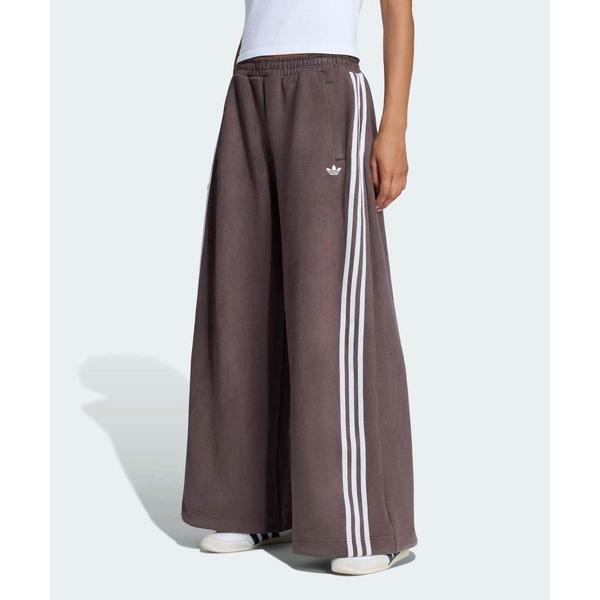 ZOZO問い合わせ番号:112529268ショップ:adidas，アディダスブランド:adidas，アディダス，adidas Originals，アディダスオリジナルス商品名:ADILENIUM シーズン 6 フェイクスエード トラックパン...