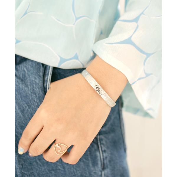 ZOZO問い合わせ番号:27558591ショップ:チャイハネ，チャイハネブランド:Kahiko，カヒコ商品名:【Kahiko】Hawaiian ホヌメタルバングルカテゴリ:アクセサリー>バングル/リストバンドブランド品番:4CSZ81...