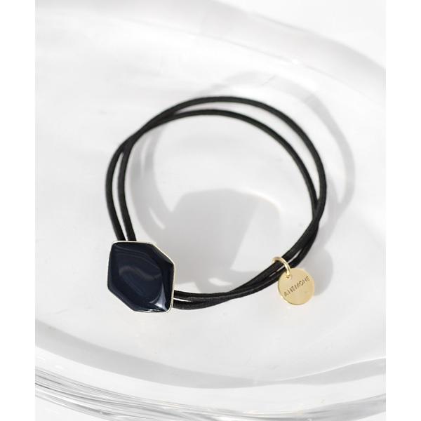 ZOZO問い合わせ番号:28422265ショップ:ANEMONE，アネモネブランド:ANEMONE，アネモネ商品名:ゴールドフレームの艶めきヘキサゴンプレートのヘアゴムカテゴリ:ヘアアクセサリー>ヘアゴムブランド品番:DG350129...