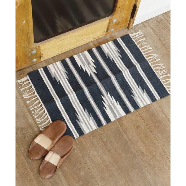 ZOZO問い合わせ番号:29780769ショップ:チャイハネ，チャイハネブランド:チャイハネ，チャイハネ，Amina，アミナ商品名:【チャイハネ】ネイティブ柄ラグマット45×65cmカテゴリ:インテリア>ラグ/マットブランド品番:IS...