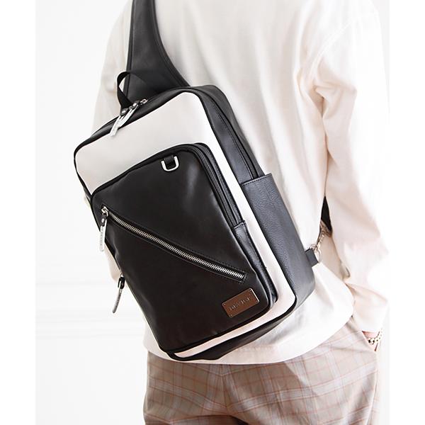 ZOZO問い合わせ番号:44442160ショップ:DEVICE，デバイスブランド:DEVICE，デバイス商品名:DEVICE Shade ジップデザイン 合皮 メガ ボディバッグ ショルダーバッグカテゴリ:バッグ>ボディバッグ/ウエス...