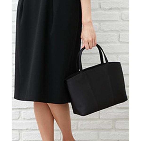 『セール実施中』ZOZO問い合わせ番号:49936908ショップ:CARETTE，カレットブランド:CARETTE，カレット商品名:たっぷり入る切替えデザインのブラックバッグ【喪服 礼服 ブラックフォーマル】カテゴリ:バッグ>ハンドバ...