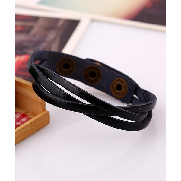 ZOZO問い合わせ番号:53586250ショップ:Fun &amp; Daily，ファンアンドデイリーブランド:Fun &amp; Daily，ファンアンドデイリー商品名:F＆D : Triple Twist Leather Bracele...