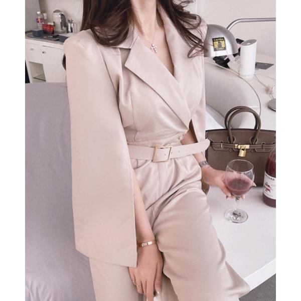 『タイムセール実施中』ZOZO問い合わせ番号:60038517ショップ:aimoha，アイモハブランド:Jasmine Grandiflorum，ジャスミングランディフローラム商品名:【Jasmine】ケープ風ジャケットロンパース (SS)...