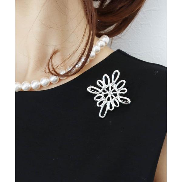 ZOZO問い合わせ番号:60427311ショップ:Three Four Time，スリーフォータイムブランド:Three Four Time，スリーフォータイム商品名:モノグラムブローチ【入卒/フォーマル/デイリー】カテゴリ:アクセサリー&...