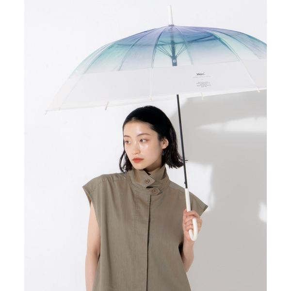 ZOZO問い合わせ番号:62142504ショップ:Wpc./KiU，ダブリュピーシーキウブランド:Wpc.，ダブリュピーシー商品名:★［ビニール傘］空色アンブレラ 切り継ぎグラデーション 長傘 雨傘 Wpc.カテゴリ:ファッション雑貨&gt...