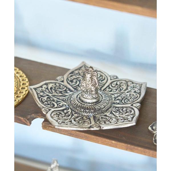 ZOZO問い合わせ番号:65491707ショップ:チャイハネ，チャイハネブランド:チャイハネ，チャイハネ商品名:【チャイハネ】ガネーシャ花香立てカテゴリ:インテリア>ルームフレグランス/お香ブランド品番:IDMP2705素材:アルミ原...