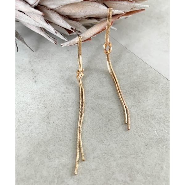 ※このアイテムは返品・交換対象外商品です。ZOZO問い合わせ番号:66616753ショップ:Three Four Time，スリーフォータイムブランド:Three Four Time，スリーフォータイム商品名:チェーンムスビピアスカテゴリ:...