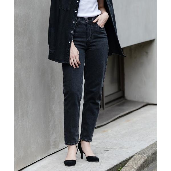 『セール実施中』ZOZO問い合わせ番号:67359007ショップ:Levi's，リーバイスブランド:Levi's，リーバイス商品名:Levi's/リーバイス スリムテーパードデニム 80'S MOM JEAN Z2597 BLACK STO...