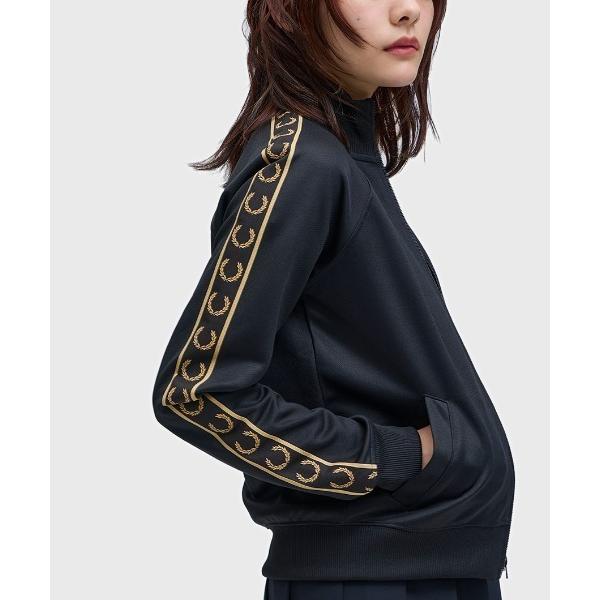 ZOZO問い合わせ番号:67466796ショップ:FRED PERRY，フレッドペリーブランド:FRED PERRY，フレッドペリー商品名:Taped Track Jacket／テープトラックジャケットカテゴリ:トップス>ジャージブラ...