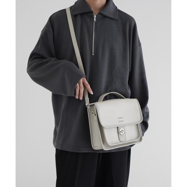 ZOZO問い合わせ番号:68577007ショップ:DEVICE，デバイスブランド:DEVICE，デバイス商品名:【WEARISTA こーせ ×DEVICE コラボ】Rename フロントバックル 横型 ショルダーバッグカテゴリ:バッグ&gt...