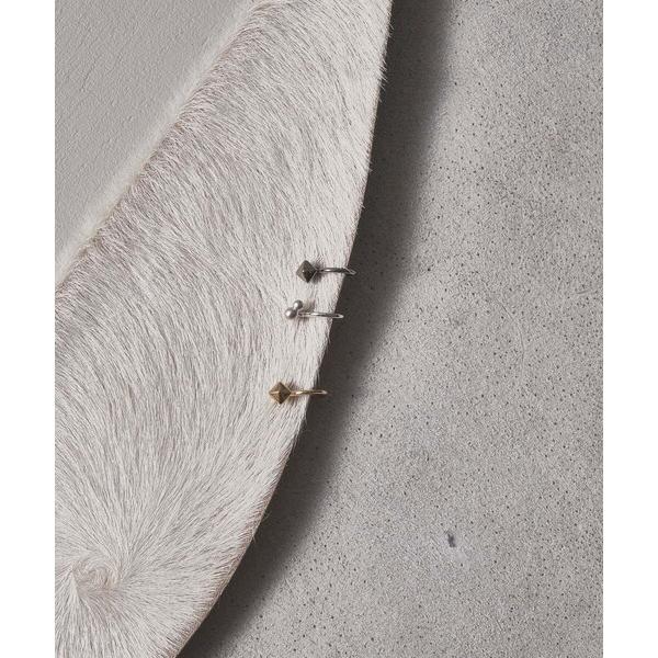 ZOZO問い合わせ番号:70151852ショップ:and cloud，アンドクラウドブランド:and cloud，アンドクラウド商品名:Studs / Dots Reversible Tragus Cuffカテゴリ:アクセサリー>イヤ...