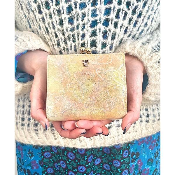 ZOZO問い合わせ番号:72698986ショップ:KUIPO，クイーポブランド:ANNA SUI，アナスイ商品名:パピヨン 口金二つ折り財布カテゴリ:財布/小物>財布ブランド品番:316893素材:牛革原産国:カンボジアカラー:グリー...