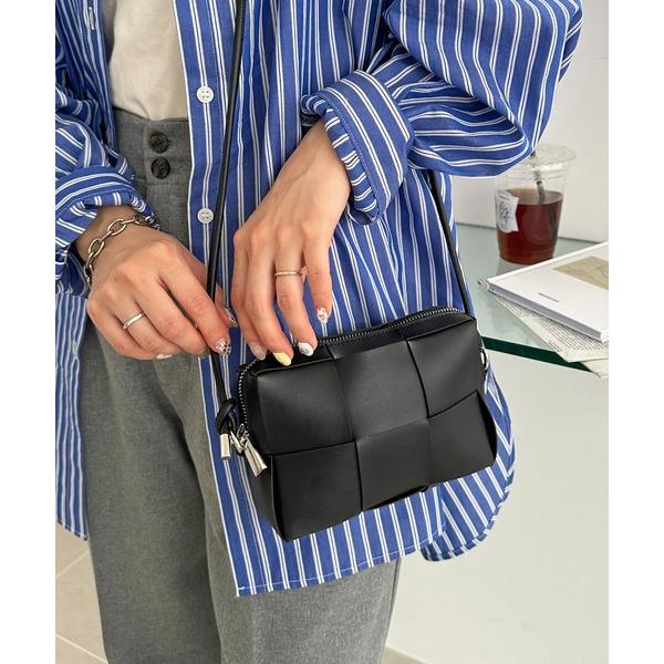 ZOZO問い合わせ番号:72947392ショップ:DISCOAT，ディスコートブランド:DISCOAT，ディスコート商品名:メッシュ編みミニショルダーバッグカテゴリ:バッグ>ショルダーバッグブランド品番:DCZ1051112A0007...