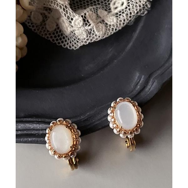ZOZO問い合わせ番号:73723496ショップ:TONE，トーンブランド:tone，トーン商品名:【malle la brocante/マルラブロカント】ホワイトムーンストーンとヴィンテージパールの痛みにくいオーバルイヤリング/6月誕生石...