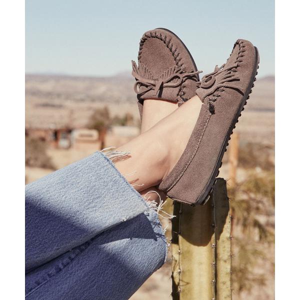 『タイムセール実施中』ZOZO問い合わせ番号:8427698ショップ:EMC RETAIL STORE，イーエムシー リテールストアブランド:Minnetonka，ミネトンカ商品名:【サイズ22cm〜26cmまで】MINNETONKA（ミネ...