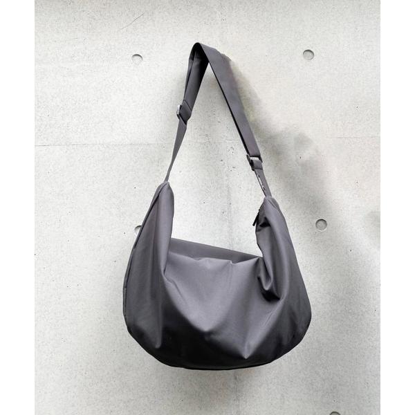 ZOZO問い合わせ番号:75490850ショップ:TETE，テットブランド:Jayne K，ジェーンケー商品名:【Jayne K/ジェーン・ケー】ラウンドショルダーバッグ〈ノートパソコン/タブレット収納可能サイズ〉カテゴリ:バッグ>メ...