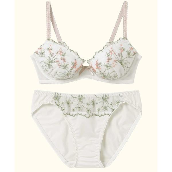 『セール実施中』※このアイテムは返品・交換対象外商品です。ZOZO問い合わせ番号:76747525ショップ:AMPHI，アンフィブランド:AMPHI，アンフィ商品名:【まる胸メイク】ブラ＆ショーツセットカテゴリ:アンダーウェア>ブラ&...