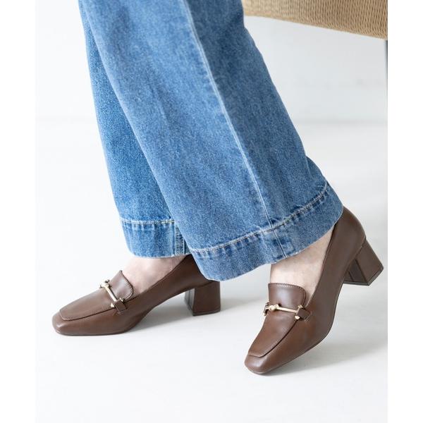 ZOZO問い合わせ番号:77745127ショップ:attagirl，アタガールブランド:attagirl，アタガール商品名:スクエアトゥビットローファーパンプスカテゴリ:シューズ>ローファーブランド品番:1369，313-1369素材...