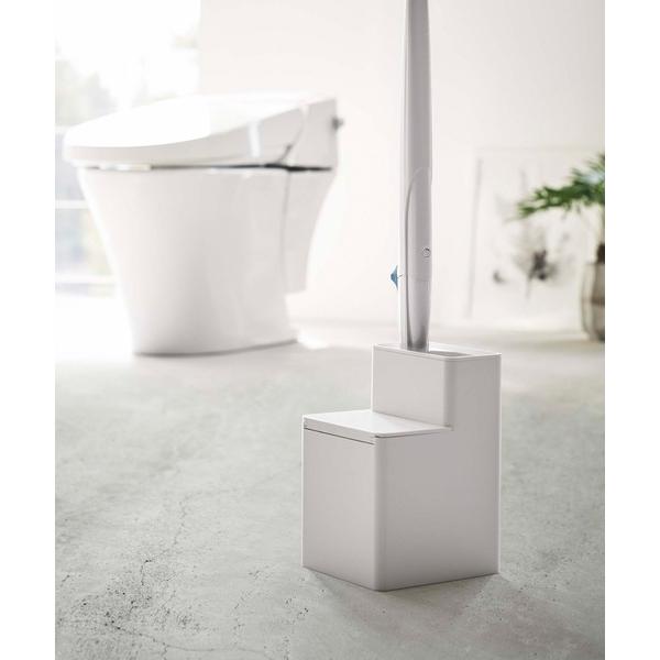 ※このアイテムは返品・交換対象外商品です。ZOZO問い合わせ番号:77986674ショップ:iellio，イエリオブランド:tower，タワー，iellio，イエリオ商品名:tower(タワー)　替えブラシ収納付き流せるトイレブラシスタンド...