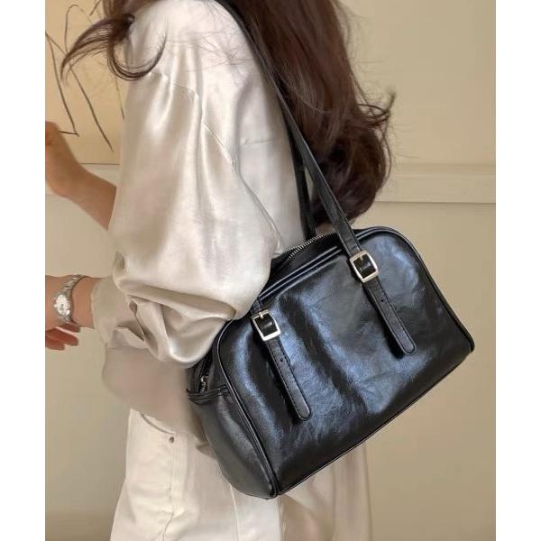 『セール実施中』ZOZO問い合わせ番号:77987530ショップ:DIAVEL，ディアベルブランド:Sibra，シブラ商品名:ボックスショルダーバッグカテゴリ:バッグ>ショルダーバッグブランド品番:S72333005素材:合成皮革10...