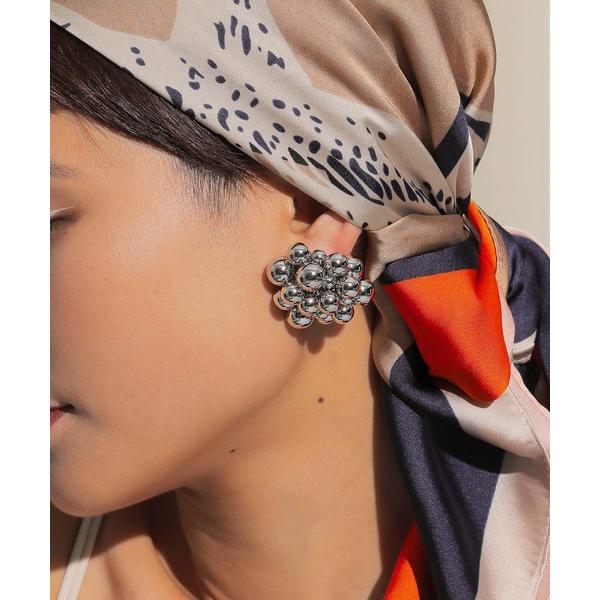 『セール実施中』※このアイテムは返品・交換対象外商品です。ZOZO問い合わせ番号:78293863ショップ:Kana，カナブランド:voov，ブーブ商品名:パール メタル ボール ボリューム つぶつぶ ピアス 大きめカテゴリ:アクセサリー&...