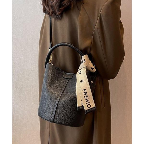 ZOZO問い合わせ番号:79043374ショップ:chuclla，チュクラブランド:c.u.l，シーユーエル商品名:着脱可能リボン付き レザーライク ショルダーバケツバッグ cula749カテゴリ:バッグ>ショルダーバッグブランド品番...