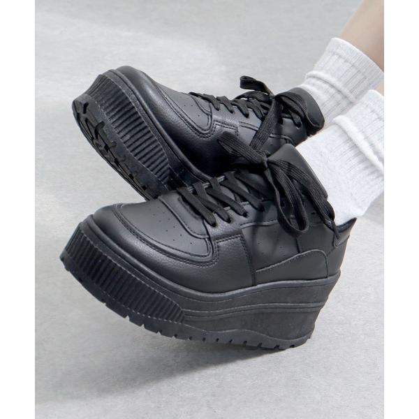 『セール実施中』ZOZO問い合わせ番号:79212870ショップ:Fusione，フュージョンブランド:LOVEHUNTER，ラブハンター商品名:軽量厚底　ボリュームソールコートスニーカーカテゴリ:シューズ>スニーカーブランド品番:1...