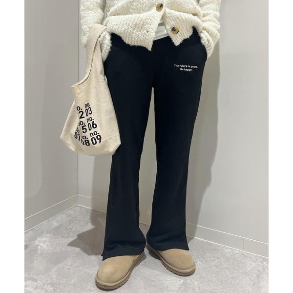 ZOZO問い合わせ番号:80436642ショップ:ISOOK，アイスーブランド:ISOOK，アイスー商品名:【セットアップ対応】刺繍ロゴスウェットパンツ(chiica original) / スリットパンツ ロゴスウェットカテゴリ:パンツ&...