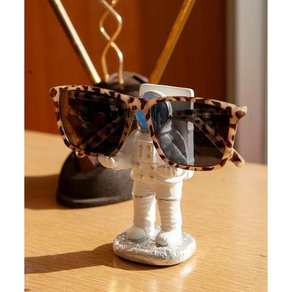 ZOZO問い合わせ番号:80637105ショップ:DULTON，ダルトンブランド:DULTON，ダルトン商品名:ASTRONAUT GLASSES HOLDER/ 宇宙飛行士 メガネホルダーカテゴリ:ファッション雑貨>メガネブランド品...