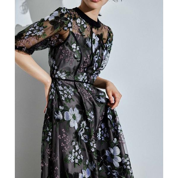 ZOZO問い合わせ番号:81226279ショップ:bflat，ビーフラットブランド:niana，ニアナ商品名:フラワーエンブロイダリードレス パーティードレス 結婚式 同窓会 謝恩会 お呼ばれワンピースカテゴリ:ワンピース/ドレス>ド...