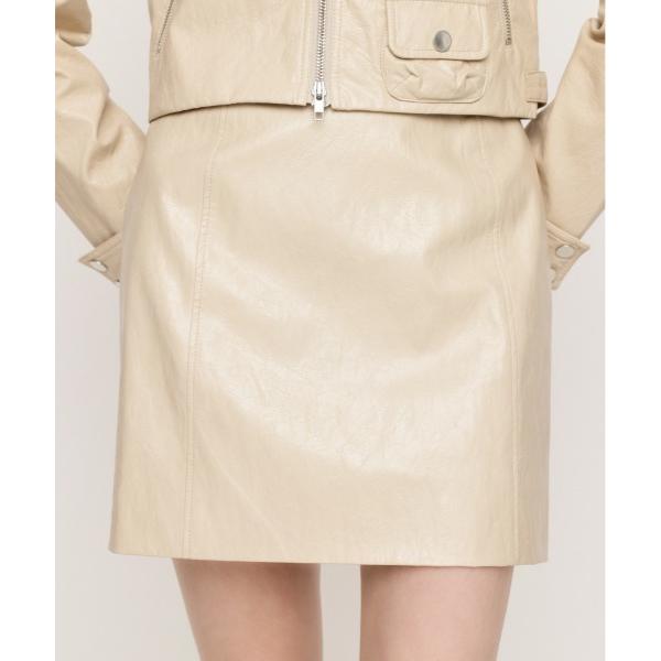 『セール実施中』ZOZO問い合わせ番号:81354247ショップ:SLY，スライブランド:SLY，スライ商品名:F/LEATHER TIGHT S/SK フェイクレザー タイト ショートスカートカテゴリ:スカート>スカートブランド品番...