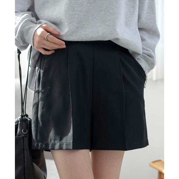 『セール実施中』ZOZO問い合わせ番号:81657025ショップ:WEGO，ウィゴーブランド:WEGO，ウィゴー商品名:WEGO/タックショートパンツカテゴリ:パンツ>スラックスブランド品番:WE24SS01-L0003素材:ポリエス...