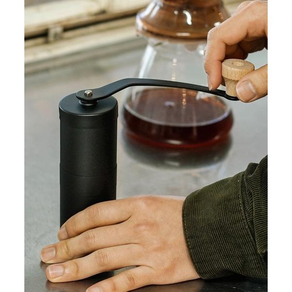 ZOZO問い合わせ番号:81972574ショップ:HIGHTIDE，ハイタイドブランド:HIGHTIDE，ハイタイド商品名:romo ロモ COFFEE MILL WOOD Black コーヒーミル ウッド ブラックカテゴリ:アウトドア/ス...