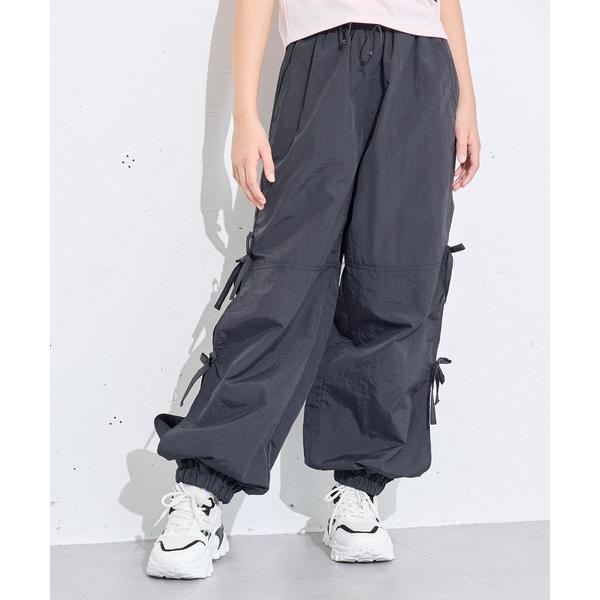 ZOZO問い合わせ番号:82376455ショップ:cross marche，クロスマルシェブランド:BISKEE，ビスキー商品名:サイドリボン カーゴパンツ(140cm〜160cm)カテゴリ:パンツ>カーゴパンツブランド品番:2021...