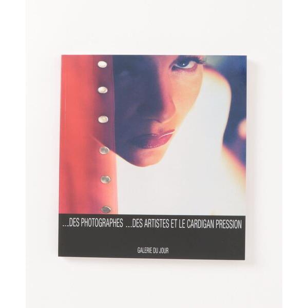 ZOZO問い合わせ番号:82510717ショップ:agnes b.，アニエスベーブランド:agnes b.，アニエスベー商品名:… DES PHOTOGRAPHES … DES ARTISTES ET LE CARDIGAN PRESSIO...