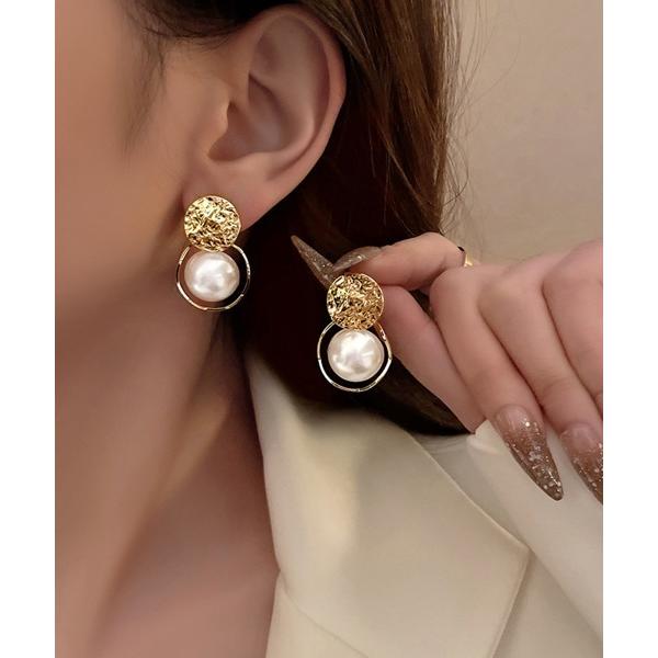 『タイムセール実施中』※このアイテムは返品・交換対象外商品です。ZOZO問い合わせ番号:83971707ショップ:Ada.，エイダブランド:Miniministore，ミニミニストア商品名:韓国 揺れる 大粒フェイクパール ピアスカテゴリ:...