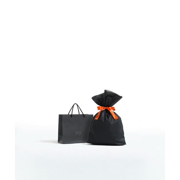 ZOZO問い合わせ番号:84243561ショップ:Y-3，ワイスリーブランド:Y-3，ワイスリー商品名:Y-3 GIFT WRAPPING KIT（XS）カテゴリ:その他>ラッピングキットブランド品番:GFTXS2カラー:ブラックサイ...