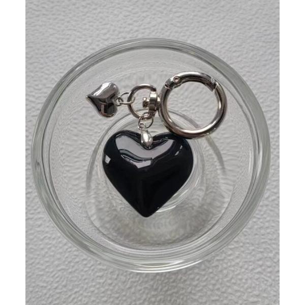 ZOZO問い合わせ番号:84438075ショップ:Mayree，メイリーブランド:Mayree，メイリー商品名:【urge select】ハート シルバー×ブラック キーホルダー/バッグチャーム【マルチウェイ】カテゴリ:財布/小物>キ...