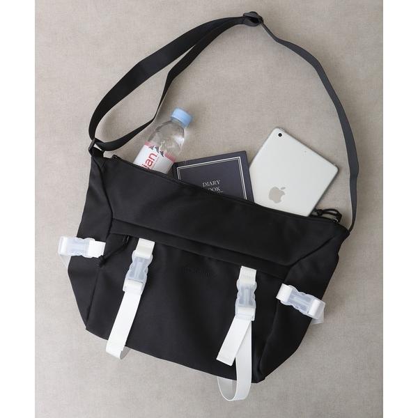 ZOZO問い合わせ番号:84505042ショップ:FUNALIVE，ファンアライブブランド:FUNALIVE，ファンアライブ商品名:サブカル１　ショルダーバッグカテゴリ:バッグ>ショルダーバッグブランド品番:JUE-ABL513素材:...