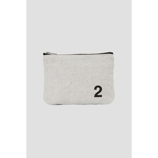 ZOZO問い合わせ番号:84633896ショップ:MARGARET HOWELL，マーガレット・ハウエルブランド:MHL.，エムエイチエル商品名:UPCYCLED COTTON CANVASカテゴリ:財布/小物>ポーチブランド品番:5...