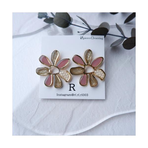 ※このアイテムは返品・交換対象外商品です。ZOZO問い合わせ番号:84835099ショップ:TONE，トーンブランド:tone，トーン商品名:【R】664　大きなフラワーピアス(MA)カテゴリ:アクセサリー>ピアス（両耳用）ブランド品...