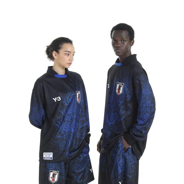 『セール実施中』ZOZO問い合わせ番号:85195432ショップ:Y-3，ワイスリーブランド:Y-3，ワイスリー商品名:サッカー日本代表 CW 長袖Tシャツカテゴリ:トップス>Tシャツ/カットソーブランド品番:JC7571素材:リサイ...