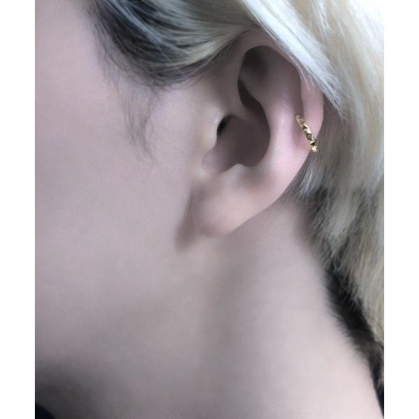 ZOZO問い合わせ番号:85362331ショップ:MAISON mou，メゾン ムーブランド:YArKA，ヤーカ商品名:【YArKA/ヤーカ】pyramid 1line bar ear cuff [drr6] /ピラミッドイヤーカフカテゴリ...